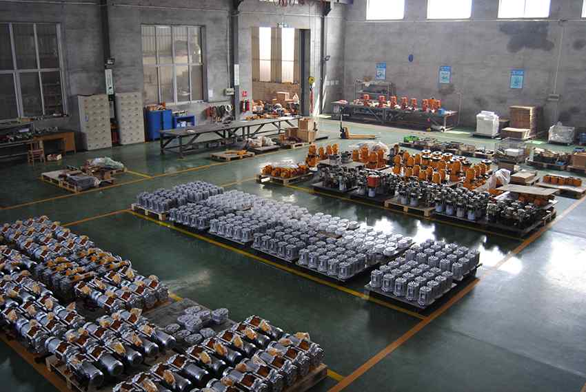 Upgrade Your Manufacturing Process with Our Manual Hoist Solutions ...